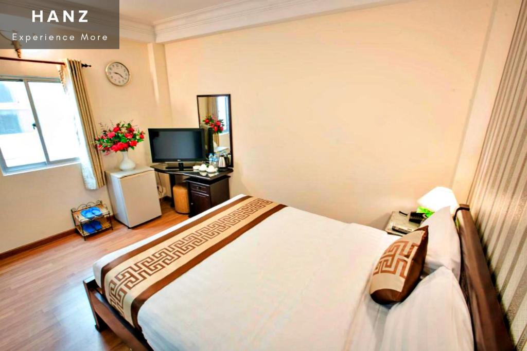 HANZ Thanh Thu Hotel - Concierge service Ho Chi Minh