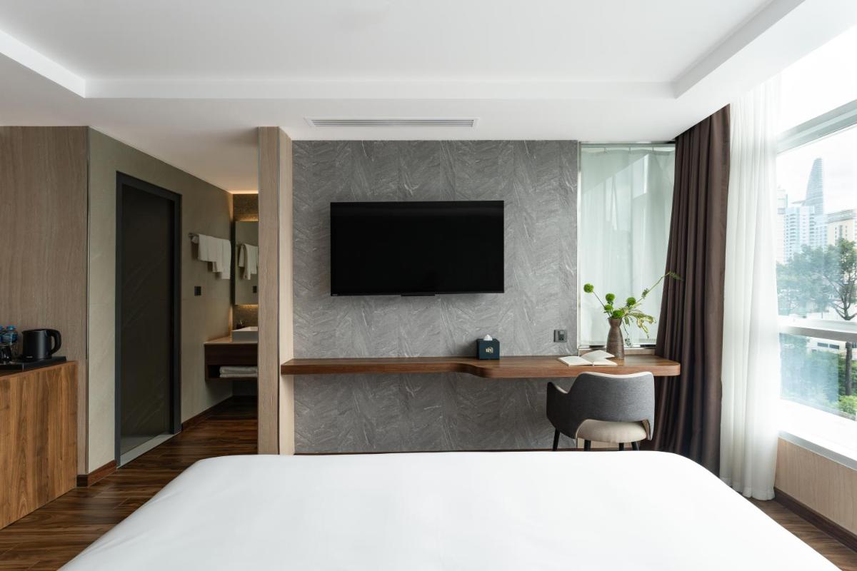 Kin Hotel Thai Van Lung - Concierge service Ho Chi Minh