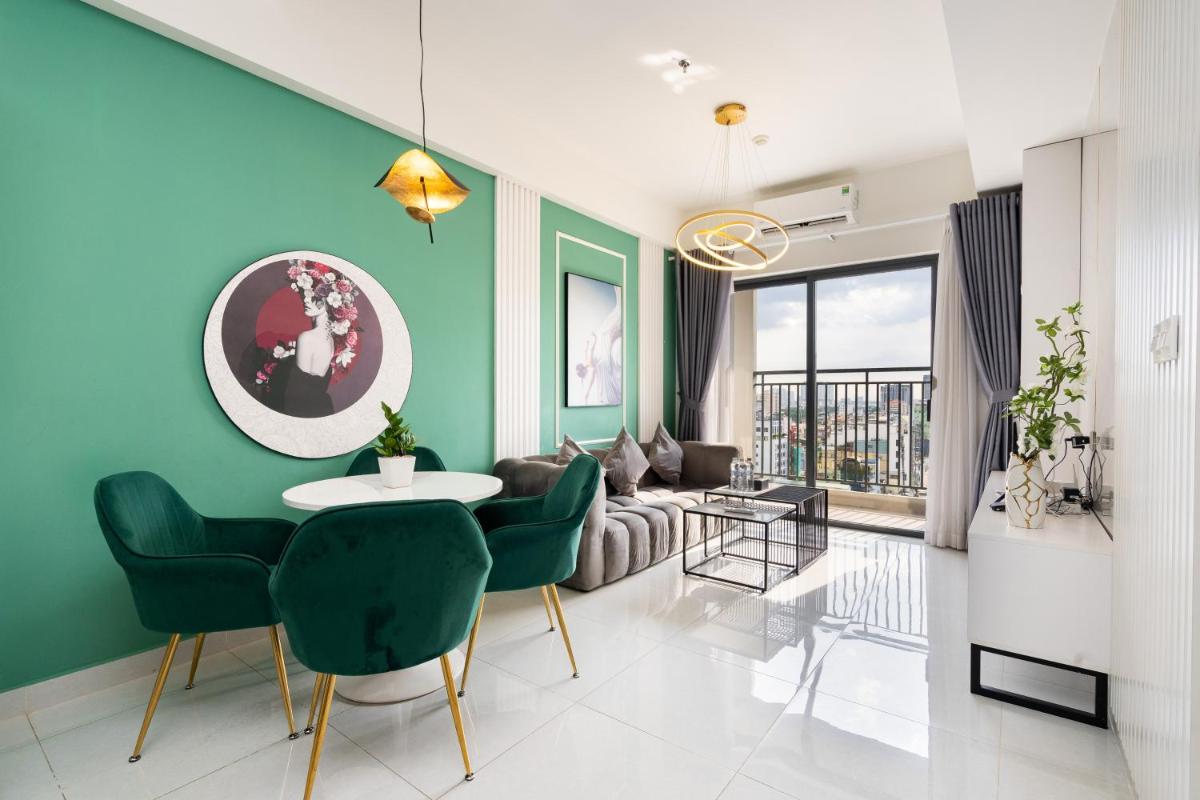 Otis Soho Saigon Balcony Apartment - Concierge service Ho Chi Minh