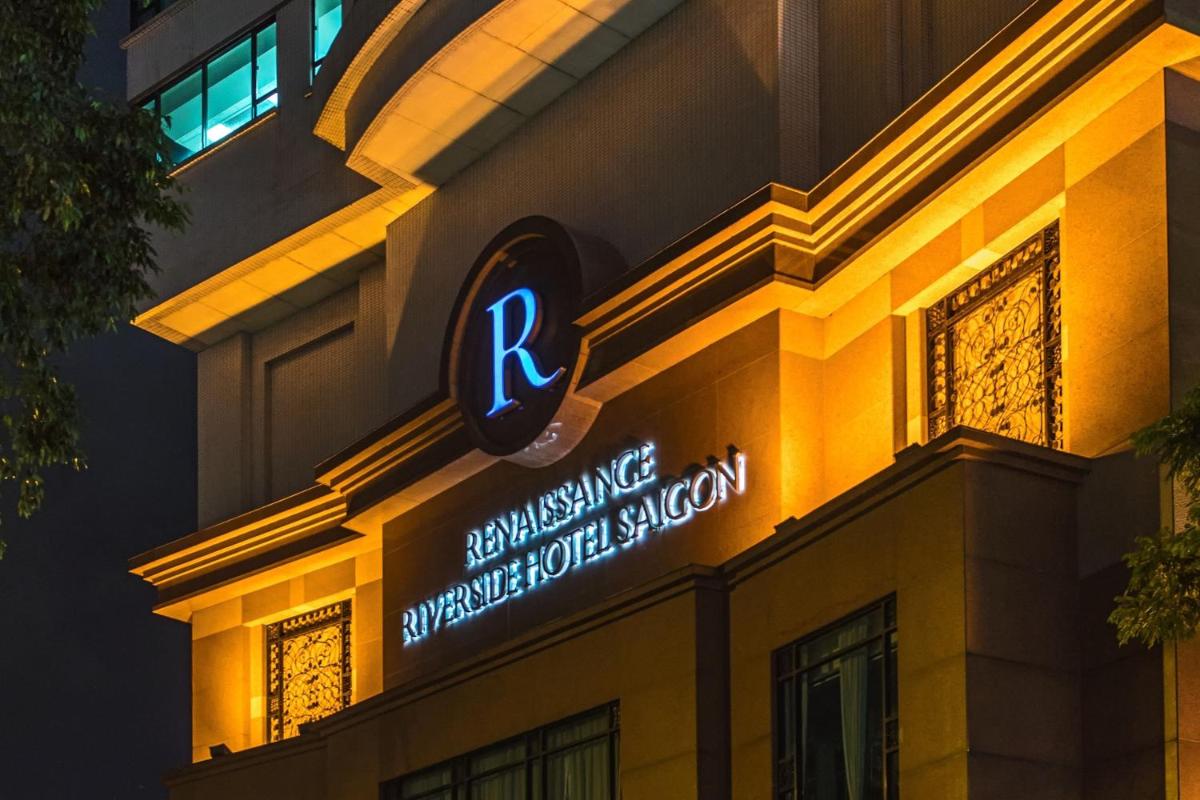 Renaissance Riverside Hotel Saigon - Concierge service Ho Chi Minh