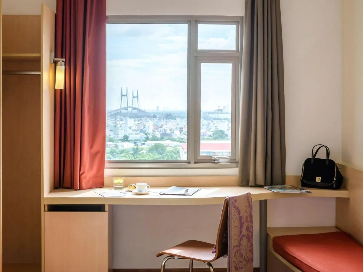 Ibis Saigon South - Concierge service Ho Chi Minh