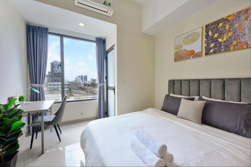 Macy Apt @ Rivergate – Infinity Pool. Center Ben Thanh - Concierge service Ho Chi Minh