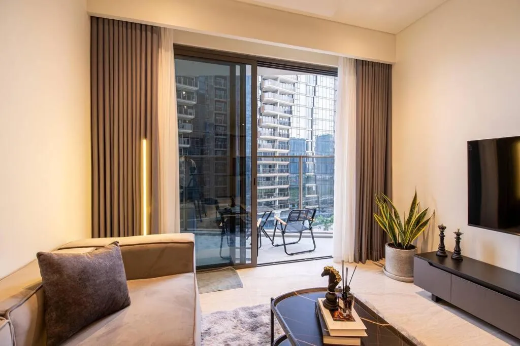 Opera 2PN Metropole Quận 2 view sông POOL GYM - Concierge service Ho ...